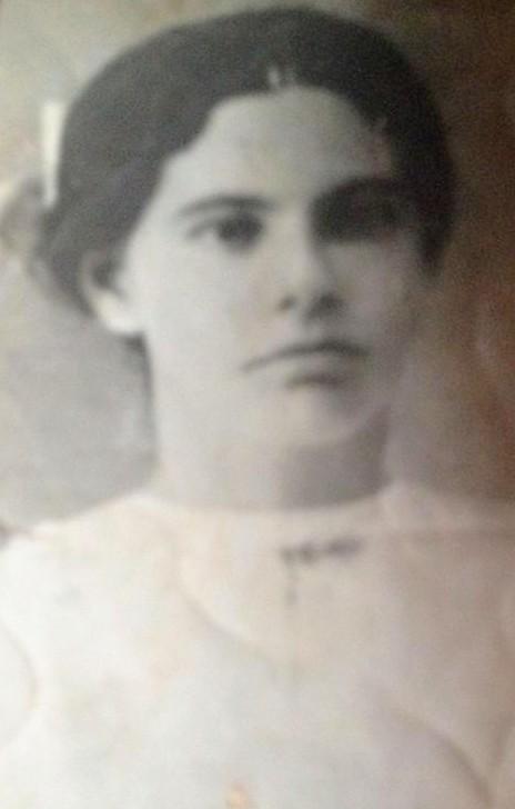 Augusta Robbins's Instagram, Twitter & Facebook on IDCrawl